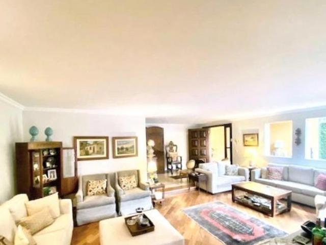 Casa com 4 quartos à venda em Alto De Pinheiros SP