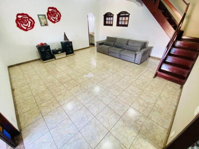 Casa com 4 quartos à venda em Belo Horizonte, no bairro Copacabana