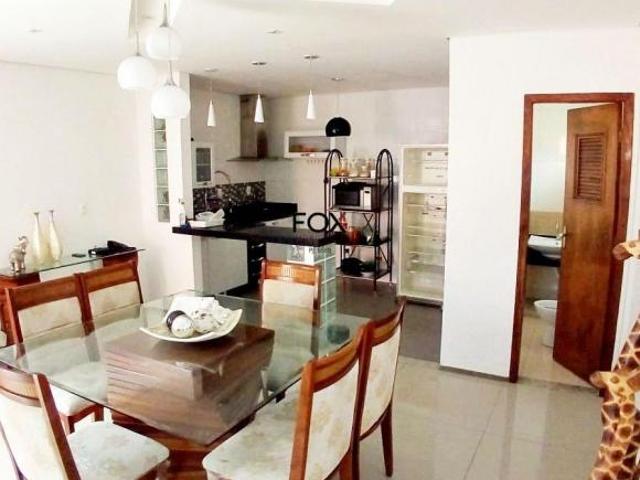 Casa com 4 quartos à venda em Belo Horizonte, no bairro Camargos