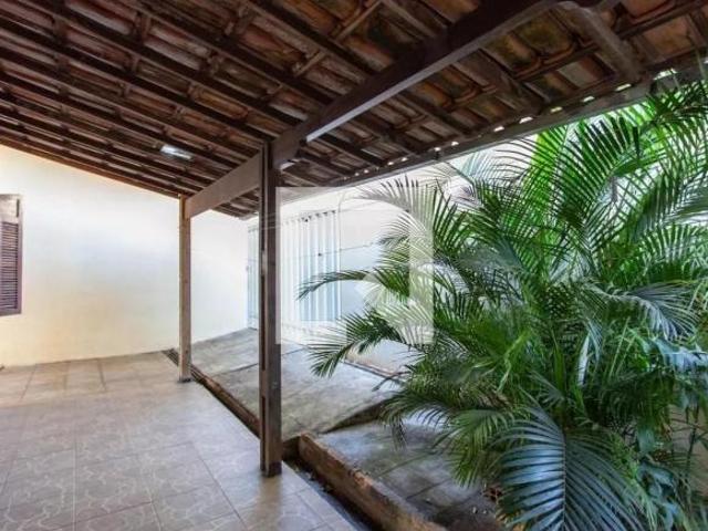 Casa com 4 quartos à venda em Belo Horizonte, no bairro Candelária