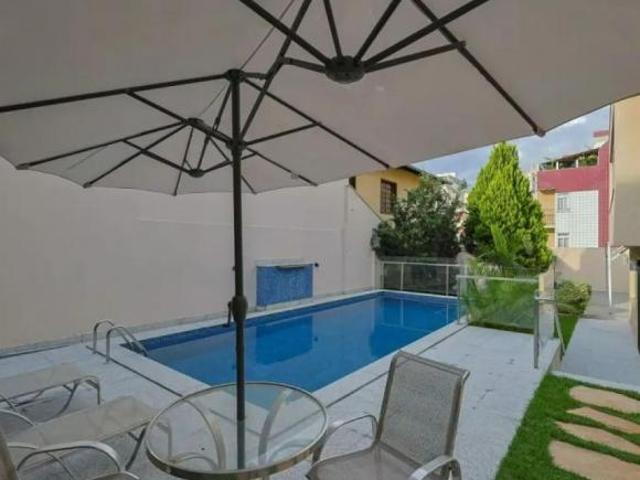 Casa com 4 quartos à venda em Belo Horizonte, no bairro Castelo