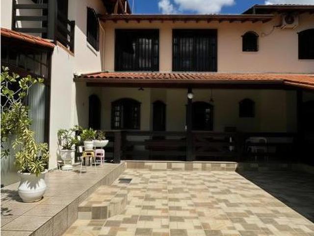 Casa com 4 quartos à venda em Belo Horizonte, no bairro Castelo
