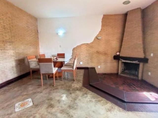 Casa com 4 quartos à venda em Belo Horizonte, no bairro Castelo