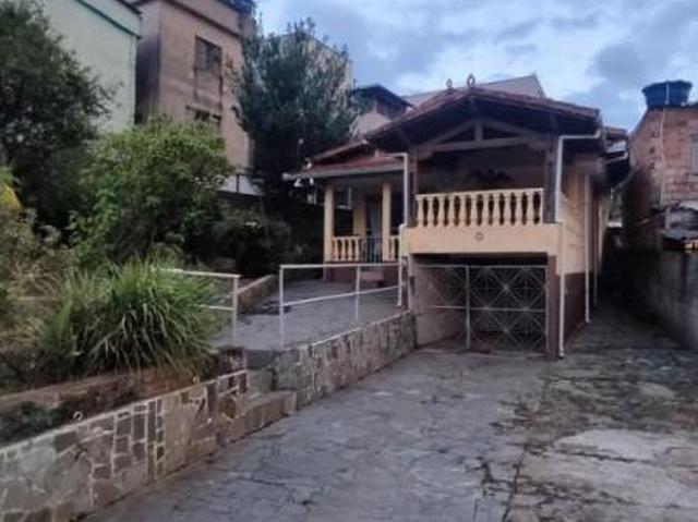 Casa com 4 quartos à venda em Belo Horizonte, no bairro Brasil Industrial