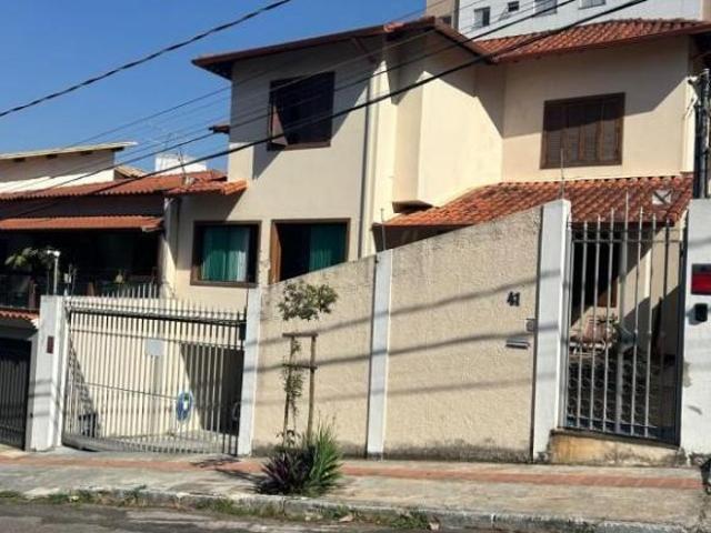 Casa com 4 quartos à venda em Belo Horizonte, no bairro Fernão Dias