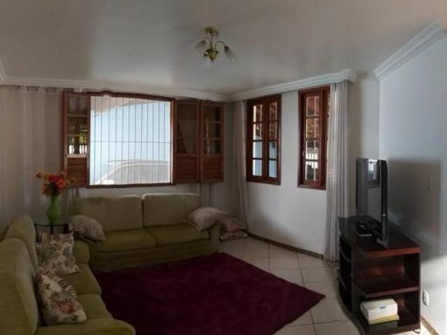 Casa com 4 quartos à venda em Belo Horizonte, no bairro Heliópolis