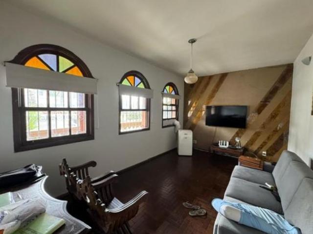 Casa com 4 quartos à venda em Belo Horizonte, no bairro Inconfidência