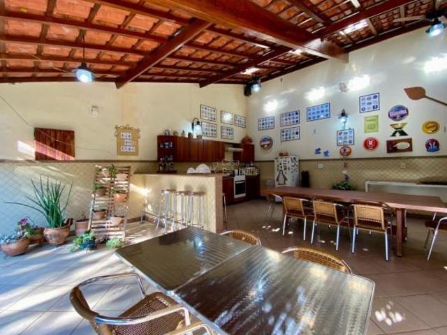 Casa com 4 quartos à venda em Belo Horizonte, no bairro Itapoã