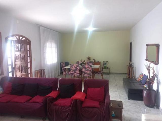 Casa com 4 quartos à venda em Belo Horizonte, no bairro Itapoã