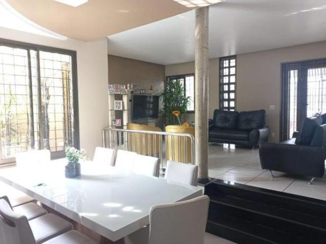 Casa com 4 quartos à venda em Belo Horizonte, no bairro Itapoã