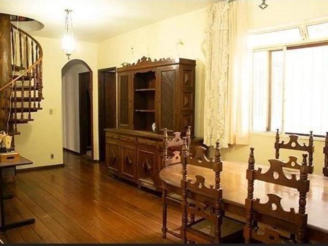 Casa com 4 quartos à venda em Belo Horizonte, no bairro Itapoã