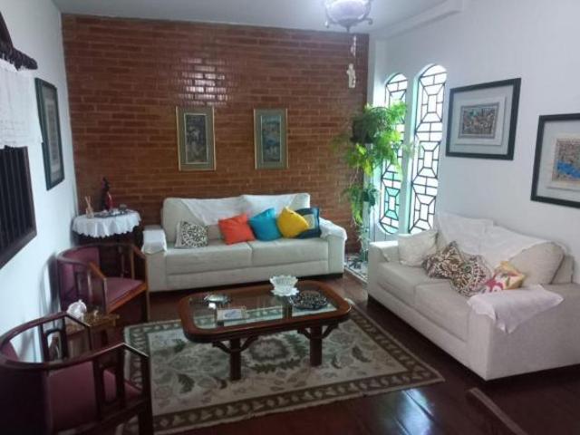 Casa com 4 quartos à venda em Belo Horizonte, no bairro Itapoã