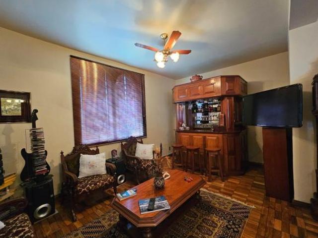 Casa com 4 quartos à venda em Belo Horizonte, no bairro Jardim América