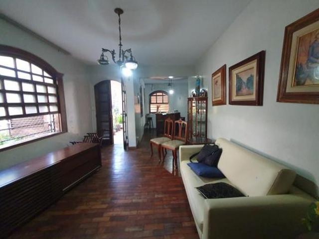 Casa com 4 quartos à venda em Belo Horizonte, no bairro Jardim América