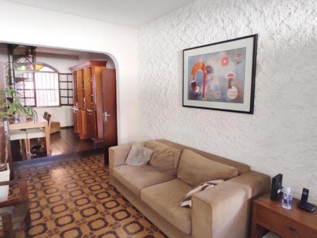 Casa com 4 quartos à venda em Belo Horizonte, no bairro Ouro Preto