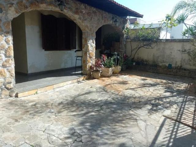 Casa com 4 quartos à venda em Belo Horizonte, no bairro Ouro Preto