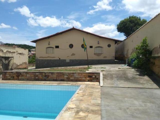 Casa com 4 quartos à venda em Belo Horizonte, no bairro Letícia