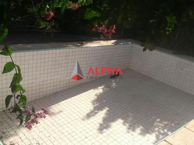Casa com 4 quartos à venda em Belo Horizonte, no bairro Lindéia