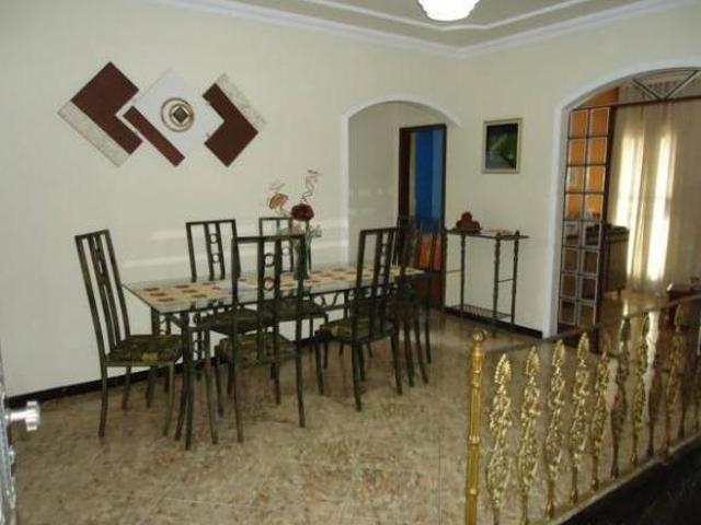Casa com 4 quartos à venda em Belo Horizonte, no bairro Milionários