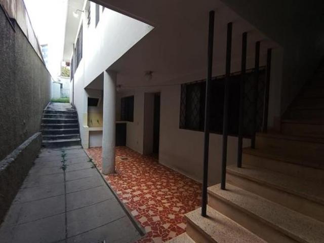 Casa com 4 quartos à venda em Belo Horizonte, no bairro Nova Suíssa