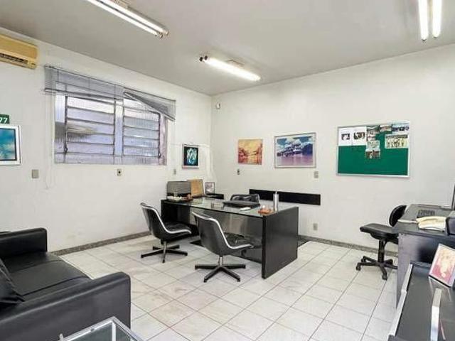 Casa com 4 quartos à venda em Belo Horizonte, no bairro São Luiz