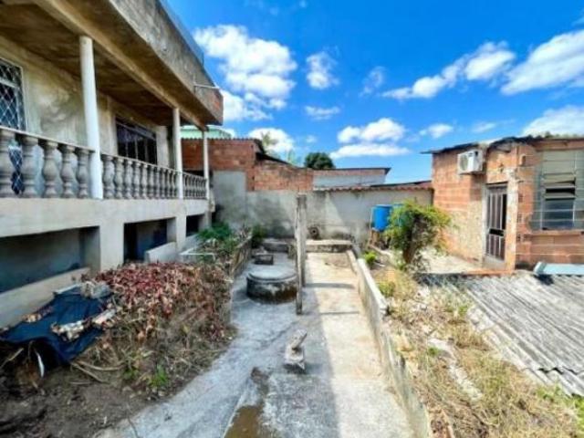 Casa com 4 quartos à venda em Belo Horizonte, no bairro São Tomáz