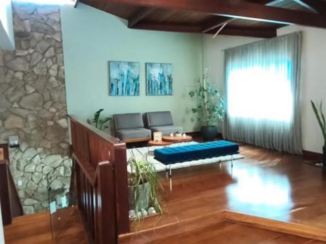 Casa com 4 quartos à venda em Belo Horizonte, no bairro Santa Lúcia