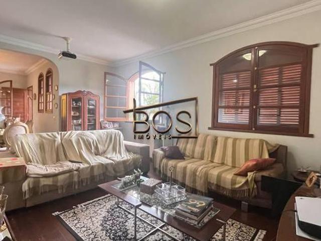 Casa com 4 quartos à venda em Belo Horizonte, no bairro Santa Lúcia