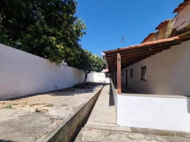 Casa com 4 quartos à venda em Belo Horizonte, no bairro Santa Mônica