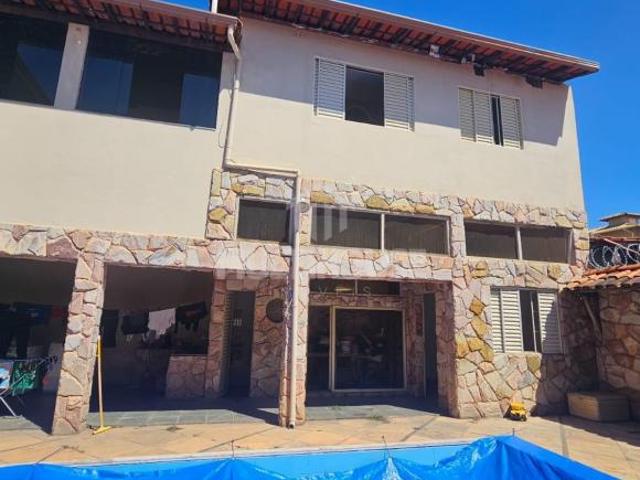 Casa com 4 quartos à venda em Belo Horizonte, no bairro Sao Joao Batista