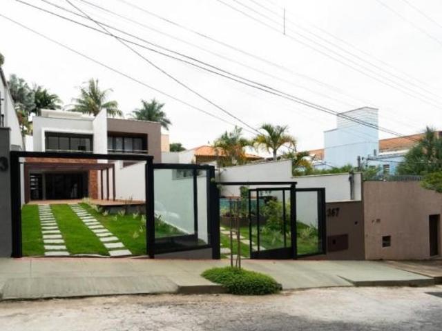 Casa com 4 quartos à venda em Belo Horizonte, no bairro Planalto