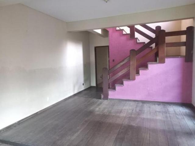 Casa com 4 quartos à venda em Belo Horizonte, no bairro Planalto