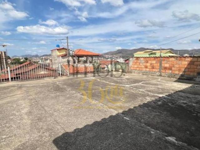 Casa com 4 quartos à venda em Belo Horizonte, no bairro Teixeira Dias Barreiro