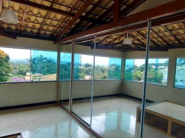 Casa com 4 quartos à venda em Belo Horizonte, no bairro Trevo