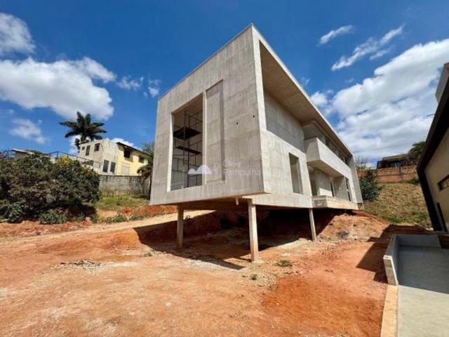 Casa com 4 quartos à venda em Belo Horizonte, no bairro Trevo