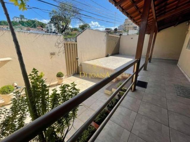 Casa com 4 quartos à venda em Betim, no bairro Espírito Santo