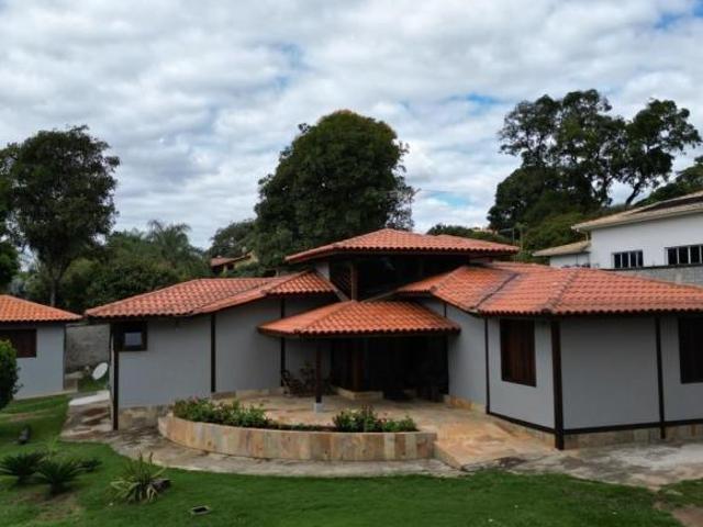 Casa com 4 quartos à venda em Betim, no bairro Vianópolis