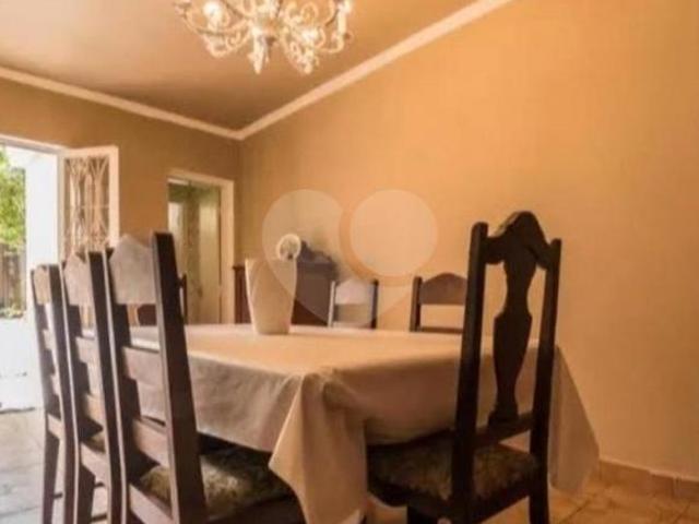 Casa com 4 quartos à venda em Bosque da saúde SP