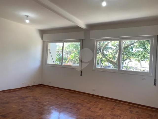 Casa à venda com 4 quartos, sendo 2 suítes, no Brooklin Paulista, São Paulo SP