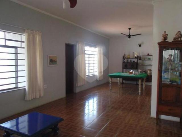 Casa com 4 quartos à venda em Brasil SP