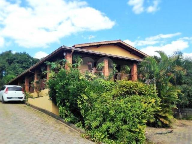 Casa com 4 quartos à venda em Capela SP