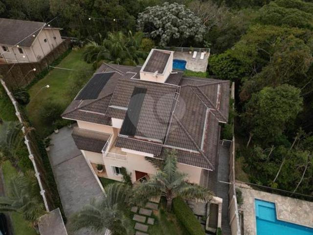 Casa com 4 quartos à venda em Caraguatá SP