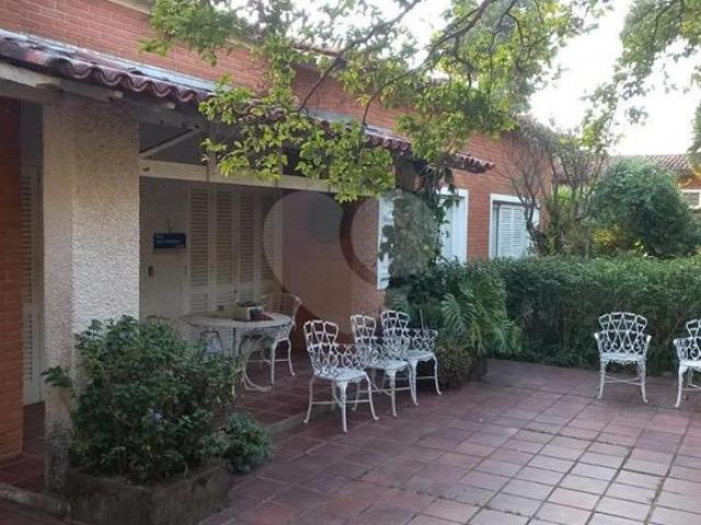 Casa com 4 quartos à venda em Centro SP