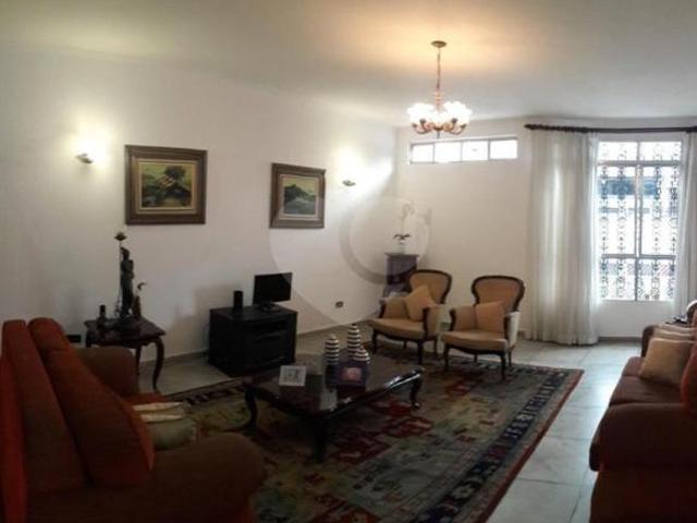 Casa com 4 quartos à venda em Centro SP