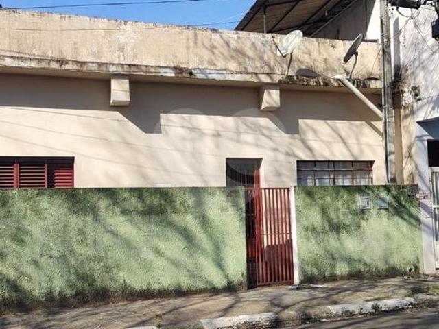 Casa com 4 quartos à venda em Centro SP