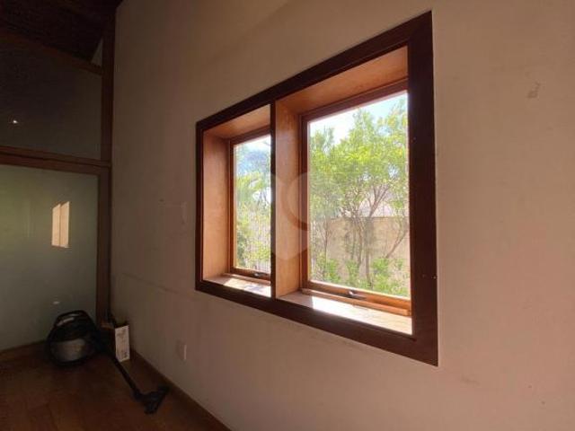 Casa com 4 quartos à venda em Cerqueira césar SP