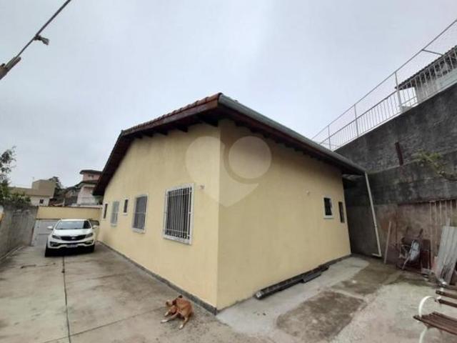 Casa com 4 quartos à venda em City bussocaba SP