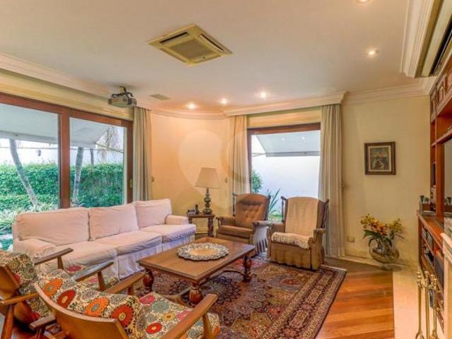 Casa com 4 quartos à venda em City boaçava SP