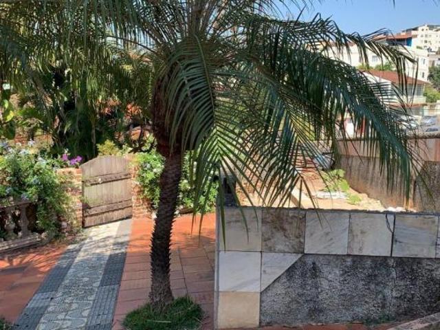 Casa com 4 quartos à venda em Contagem, no bairro Amazonas