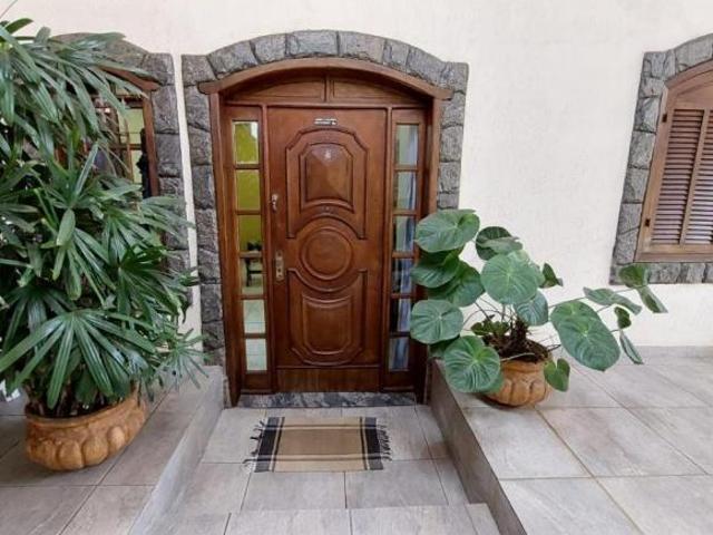 Casa com 4 quartos à venda em Contagem, no bairro Eldorado